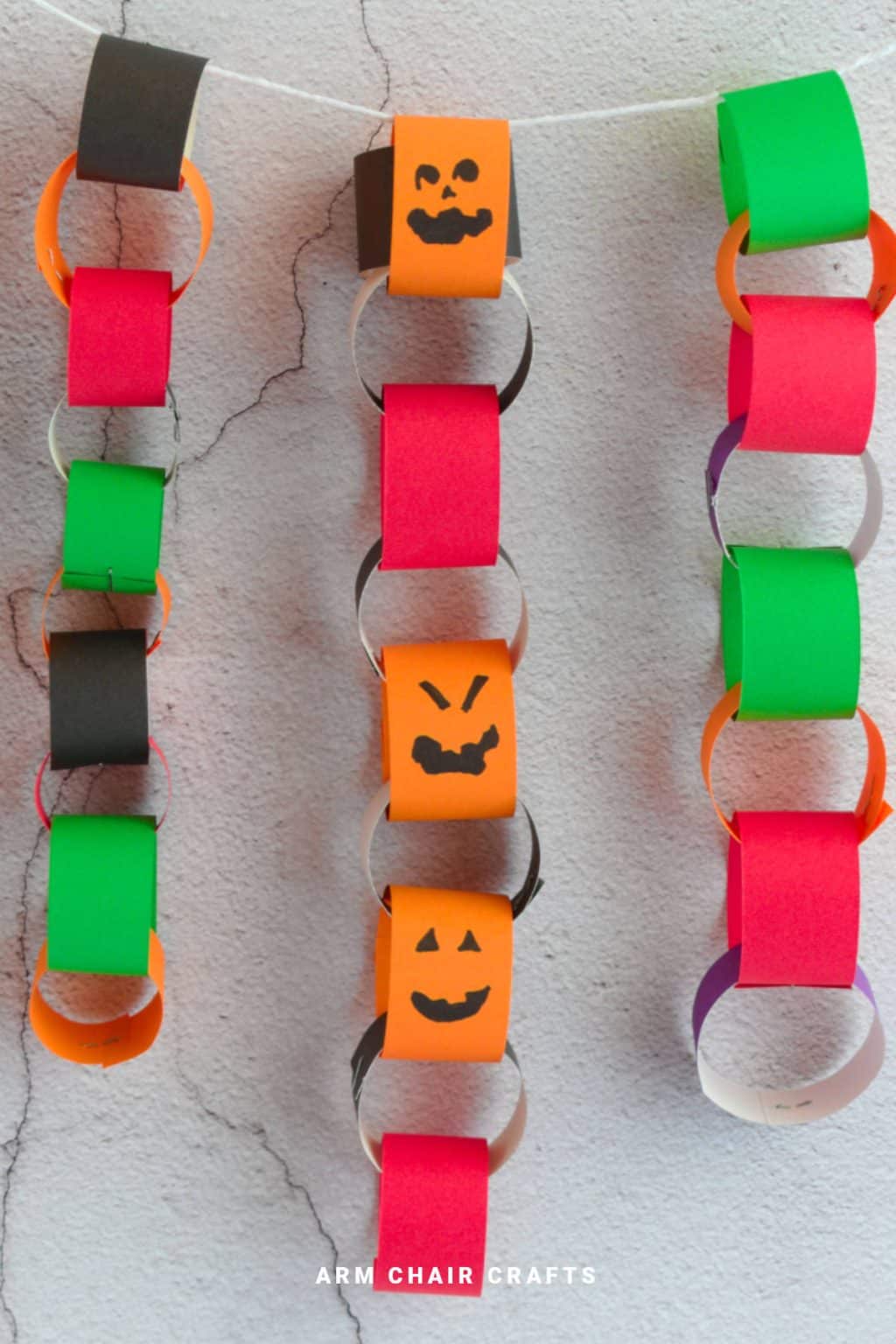 DIY Halloween Paper Chain | Arm Chair Crafts